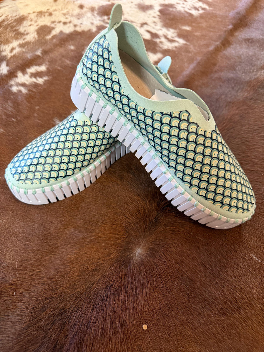 Women's Ilse Jacobson Shoes-Laurel Green – Whiskey Ray's Boutique